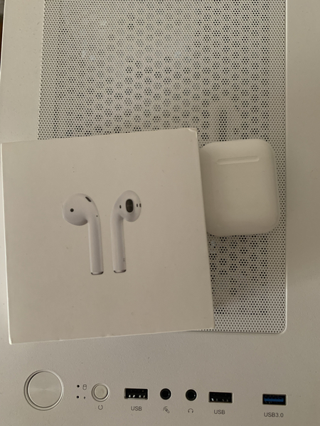 Продаю оригинальные наушники airpods 2