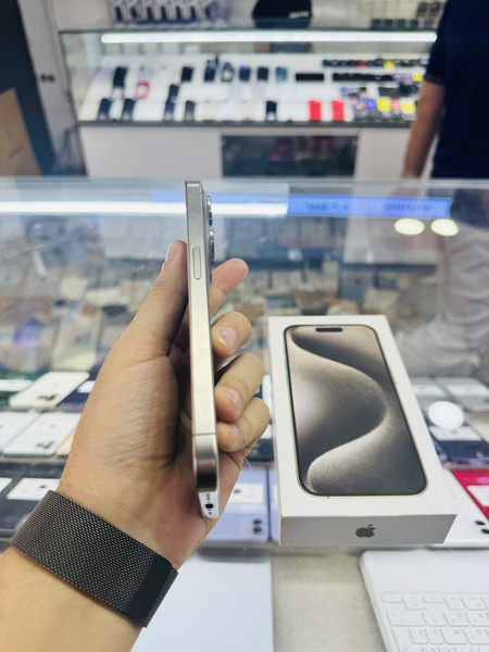 iPhone 15 Pro 128 gb natural 100%