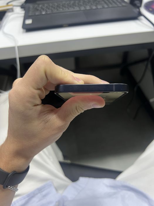 iPhone 12 64gb LLA идеал!