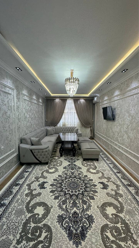 Продается 3 ком. Куартира на 3 этаже площадью 100 кв.м. Ор. 7 школа