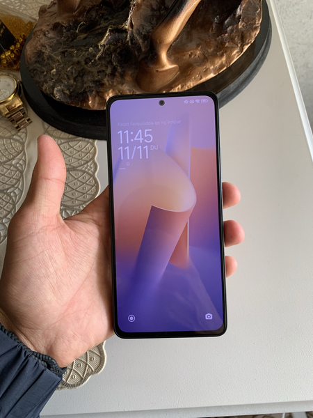 Redmi Note 13 bonusga Airpods 2.2 qoshib beriladi