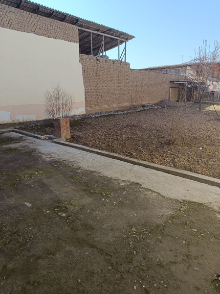 SROCHNA Uy sotiladi