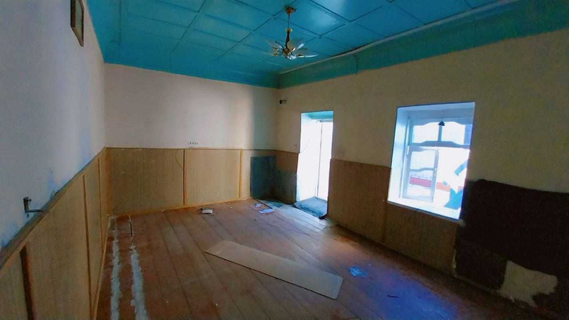 Продаётся участок 2 сотки Ор-р 1 - баня