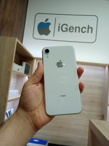 iPhone XR 64GB 83% White