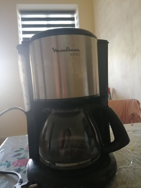 Продам кофеварку