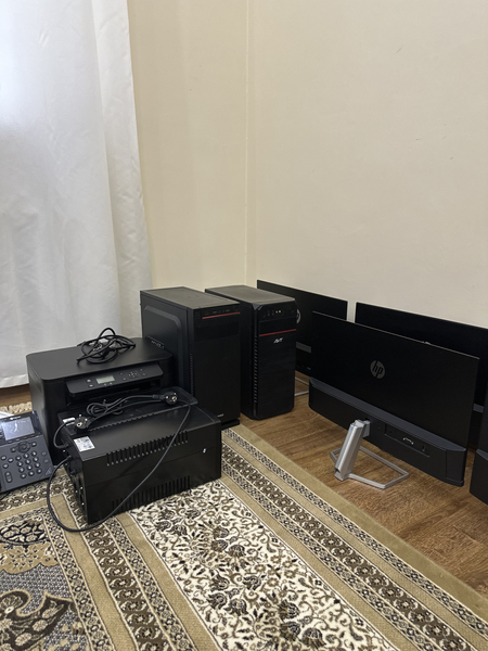 Компьютеры 4 процессора, 11 мониторов Hp, в хорошем состоянии