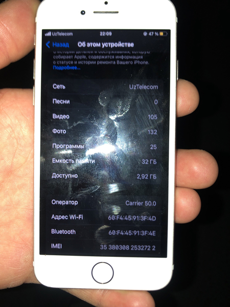 Iphone 7 32gb ishlashlari zor aybi ekranida kichkina dog bor