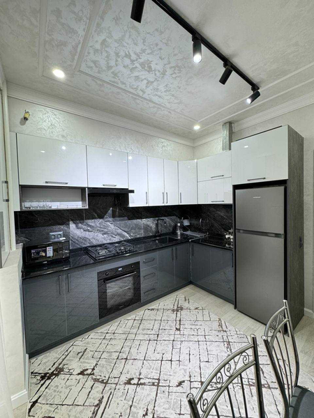 V4266 2/4/9 ЖК Никитина 60м2  евро ремонт