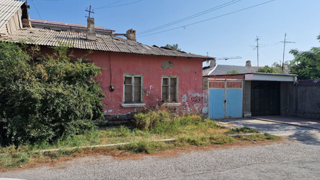 Продаётся дом в центре города Ферганы