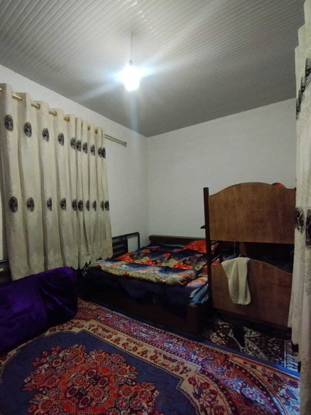 От Сергели 6км.Лайлак махалля.Продам 4 комнатный дом на 3.4 сотках.