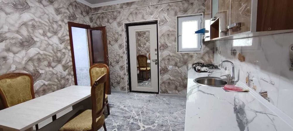 Аренда домика на земле 
массив Максим горький 2ком