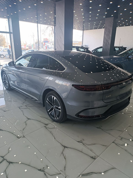 BYD HAN Noble 506 km