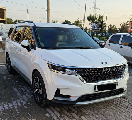 Продаётся KIA CARNIVAL 2021