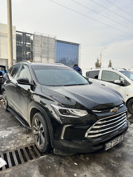 Tracker 2 parog qora glansiviy