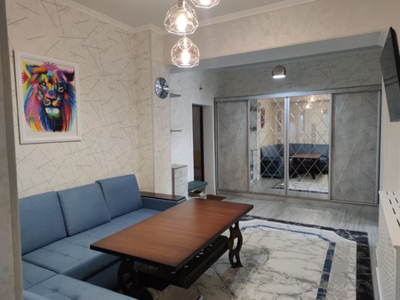 Сдается в аренду 3-комн квартира на крытом. $650