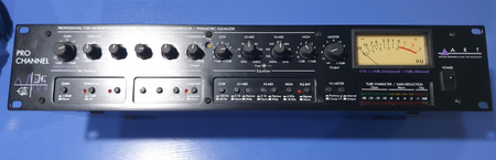 ART Pro Audio ProChannel Class-A Tube Microphone P