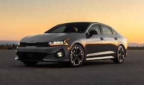 KIA Stinger endi mudatli tolovga 8% evaziga