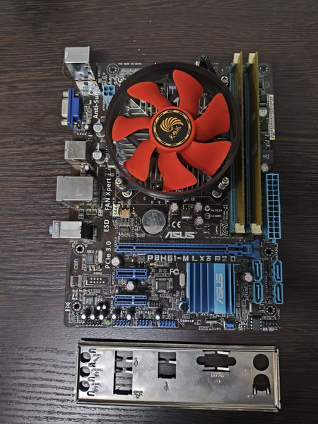 Asus H61+i5 2400+8Gb