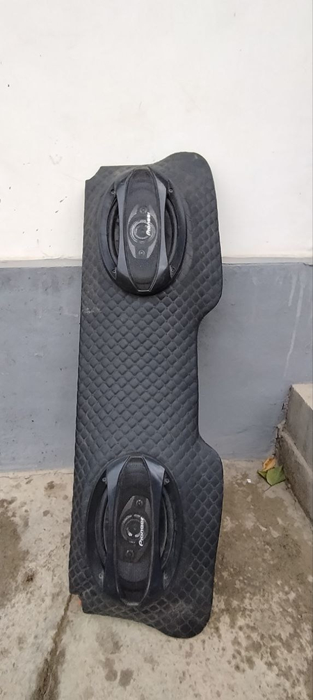 Pioneer kalonka sotiladi