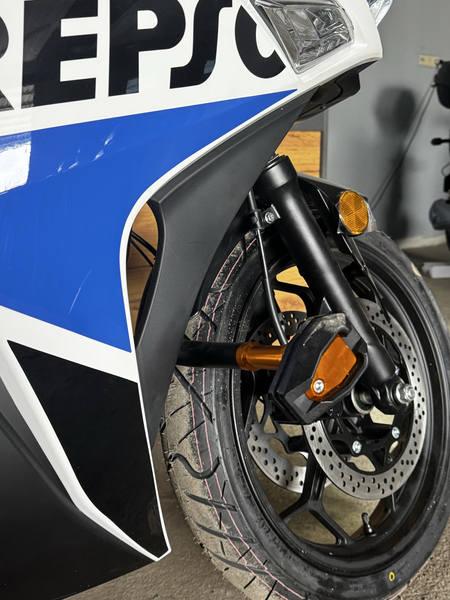 Sport Bike 400kb