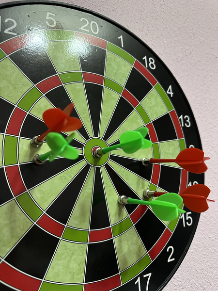 Darts doska oʻyin uchun