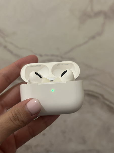 Air pods 2 pro 400 ming