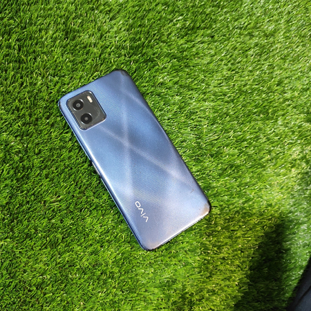 Vivo Y15s srochni sotiladi