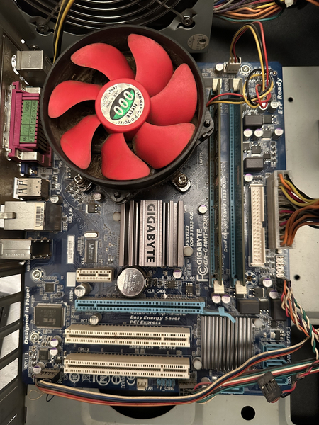 Компютер DDR 3 в хорошеем состояние