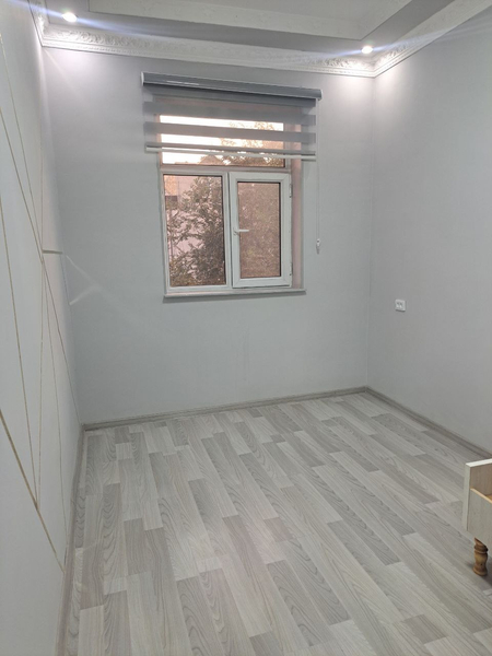 Rayxon bozor yonida 3 xonali kvartira yevro remont