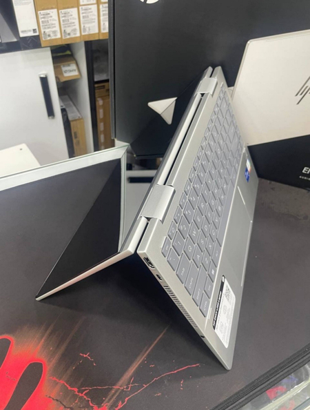 Hp Envy x360 2-in-1Laptop