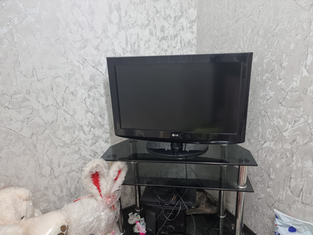 LG телевизор   32