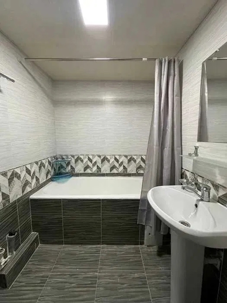 Shoshilinch Kuylyuk 5 massiv Tegen 3/3/5 78m2 evro remont bilan!