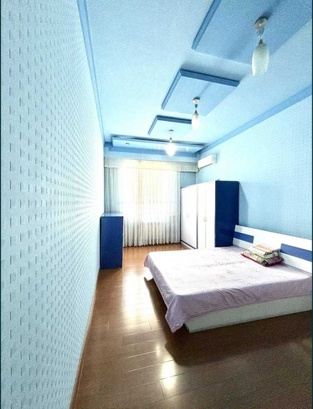 ул.Чехова м.Ойбек кафе Бон ГАБУС 3-комнатная 4/6 158 м² 2 с/у  ремонт