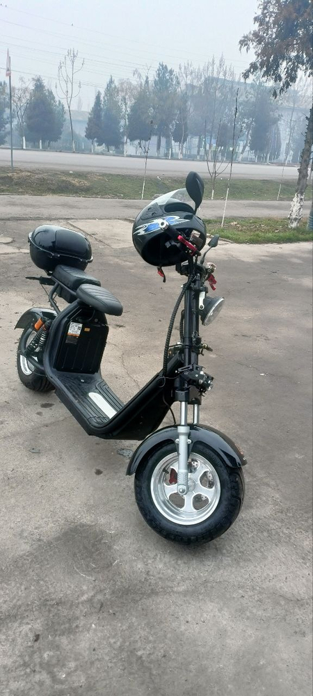 KUGO S6 SKUTER zamonaviy kuryer uchun