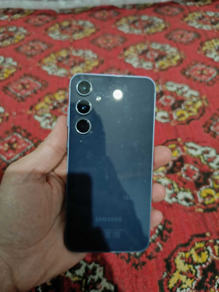 Samsung A55 сотилади холати йенги
