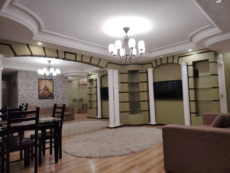 Kvartira в Юнусабадском районе 3/1/4 на Ц-4