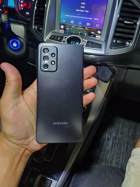 SAMSUNG A72  8/128