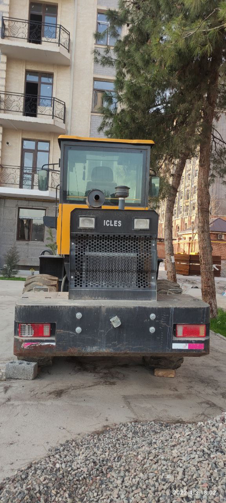 Сотилади Погрузчик ICLES 946