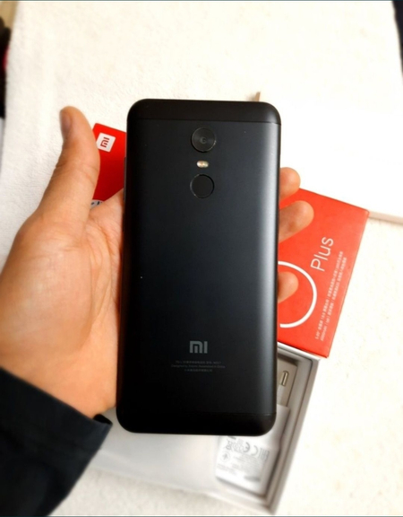 Redmi 5 Plus 3/32 GB