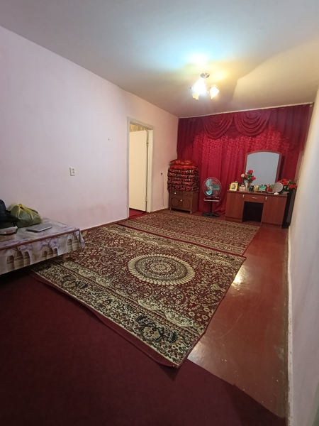 Чирчик Троицк! продается квартира 2/1/4 балкон 2×6