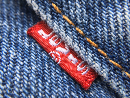 VINTAGE 2001 Made in U.S.A. LEVI'S® 550™ Relaxed Fit Jeans — W38 L30