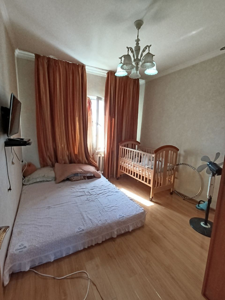 Продам 4-х комнатную квартиру Сергели 1, дом 17, кв 5