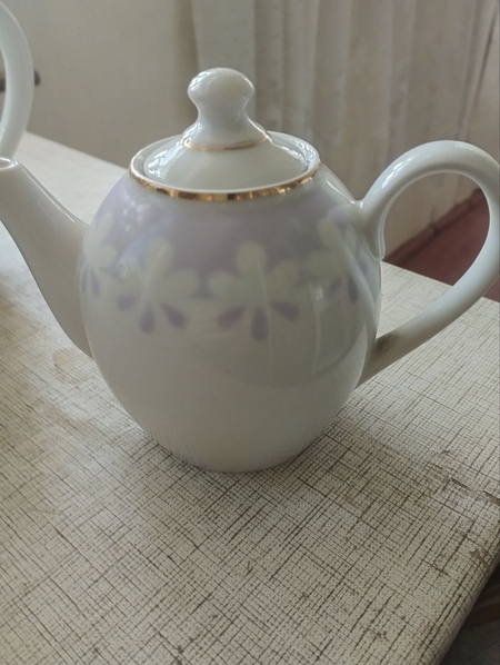 Продаются разные чайники