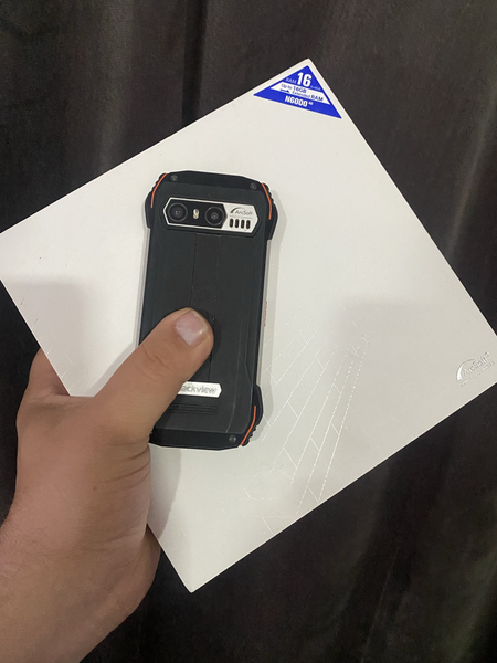 Blackview telefon sotiladi suvda ishlaydi 8/256