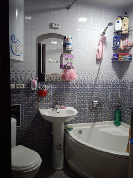 Продаётся квартира 2х комнатная, на 2 этаже