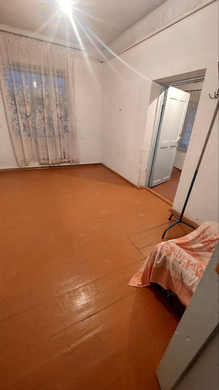 Ijaraga oila uchun xovli 12 sotix.