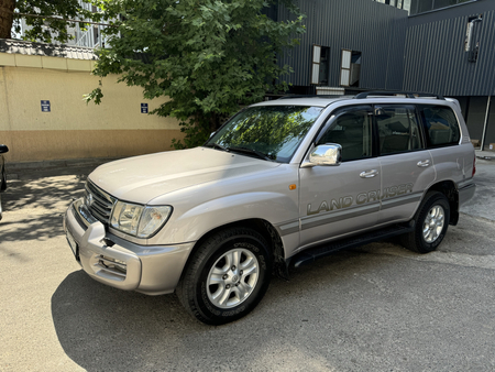 Продам Toyota land cruizer 100