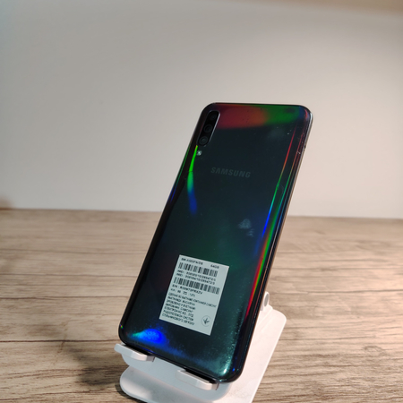 Samsung A50 sotiladi