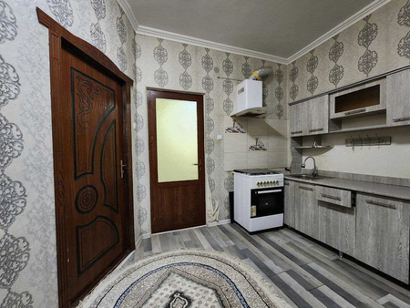 2 хона 3чи кават новостройка Эмират кафе