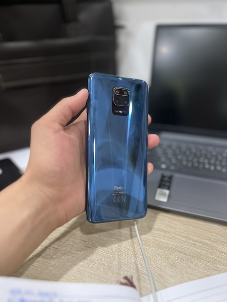 Redmi note 9S 8+4/128 srochna